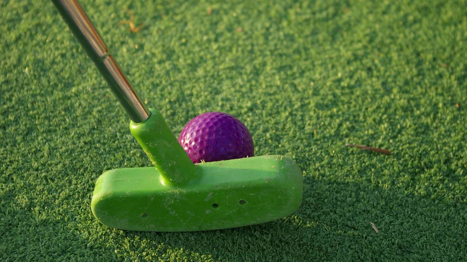 Indoor Mini Golf Returns to the Blackstone Library! - Small Town Post